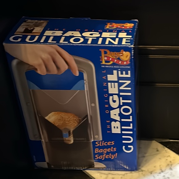 Kitchen | Bagel Guillotine Slicer Blue | Poshmark
